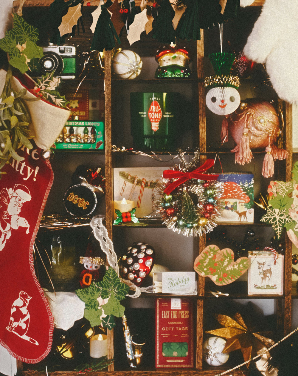 Holiday Gifts – Festive Collective